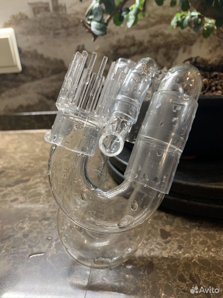 Стеклянный навесной перелив MameOverflow, Япония