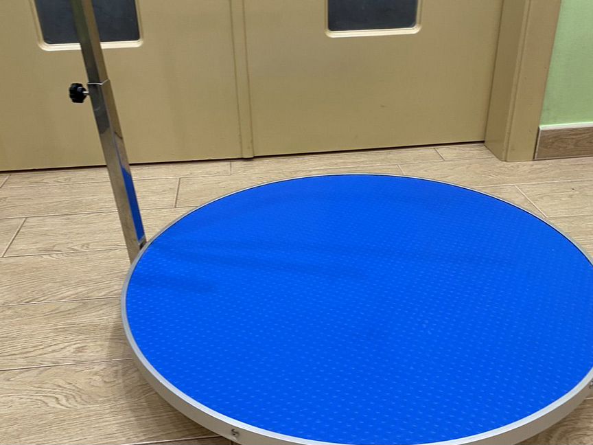 Круглый стол для грумера