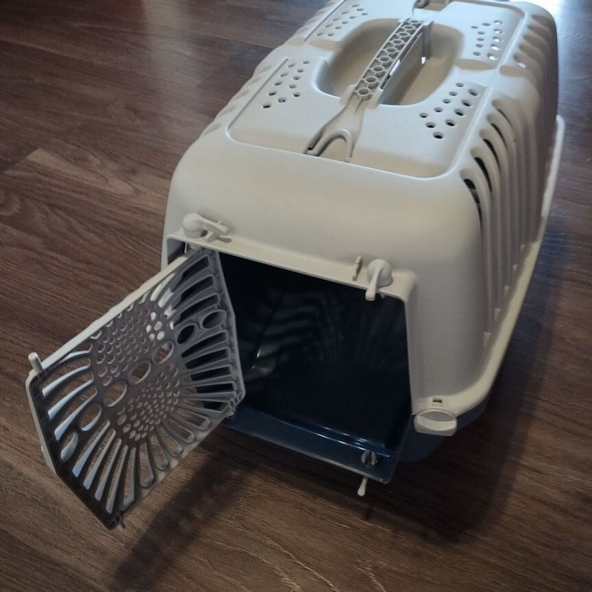 Продаю переноску для животных