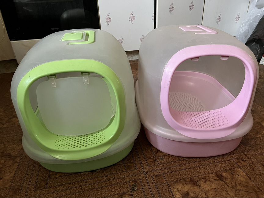 Туалеты лотки для кошек, бак для сухого корма