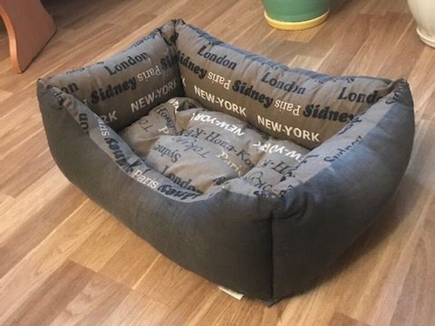 Диванчик для собаки