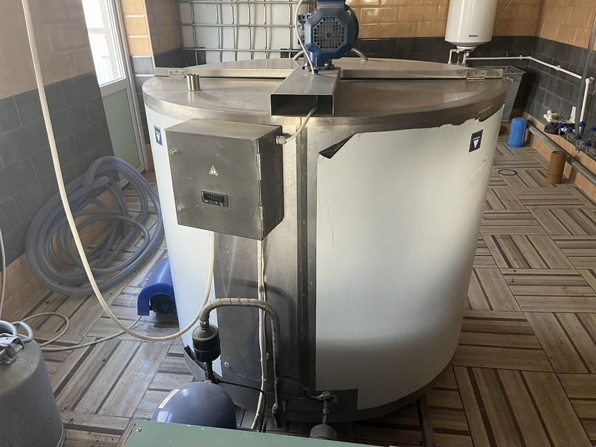 Охладитель молока на 1500 литров бу