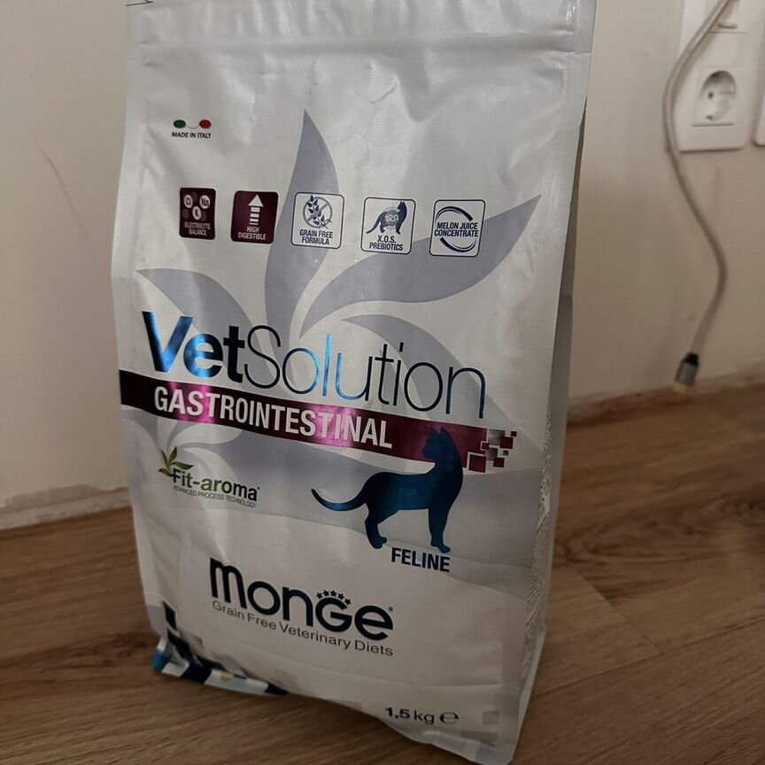 Сухой корм для кошек vetSolution Monge