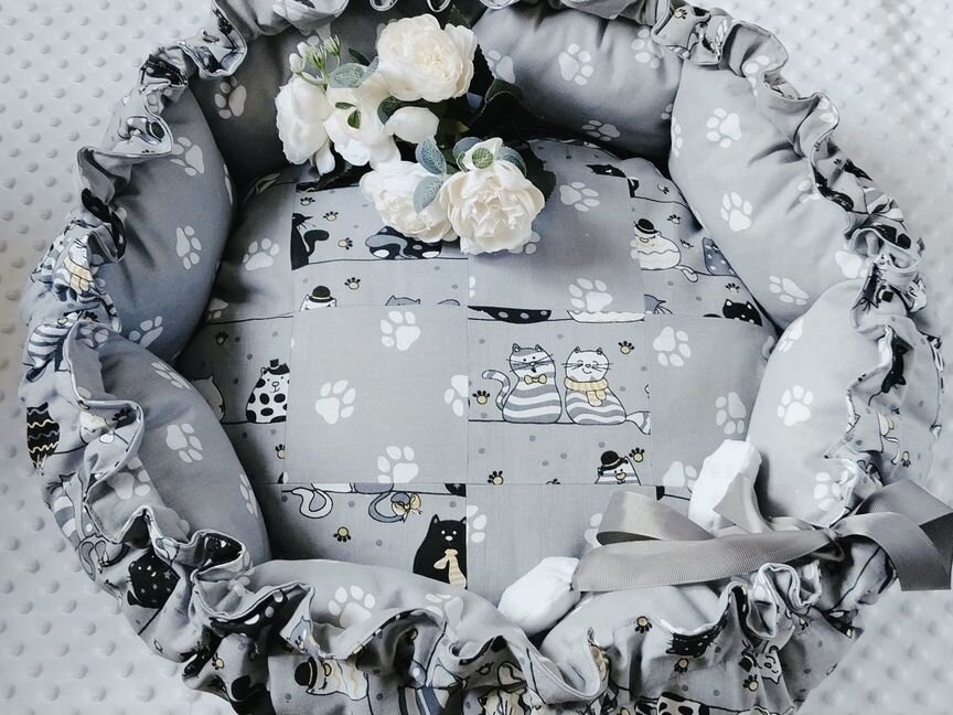 Лежанка для кошки/ котика