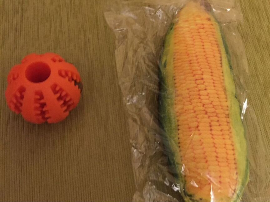 Игрушки для маленьких собак