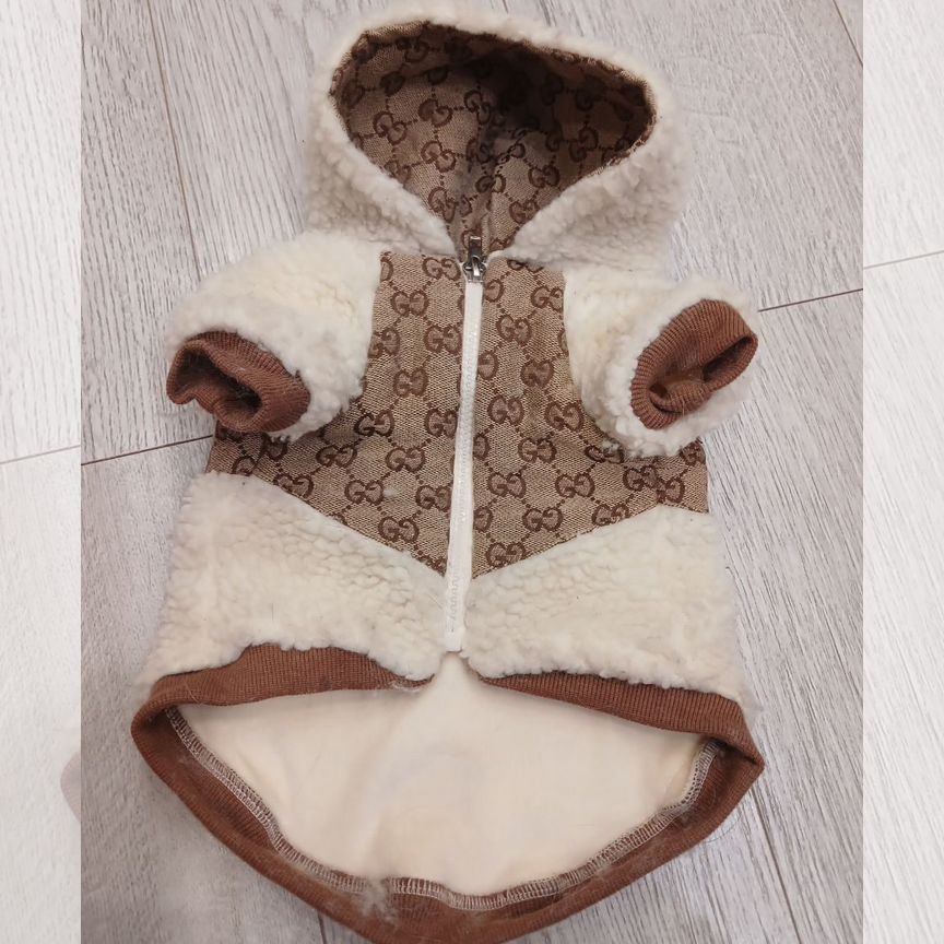 Одежда для собак