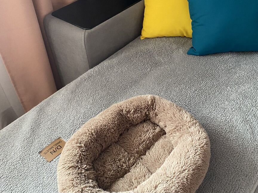 Хвостел / Лежанка пушистая доя кошек