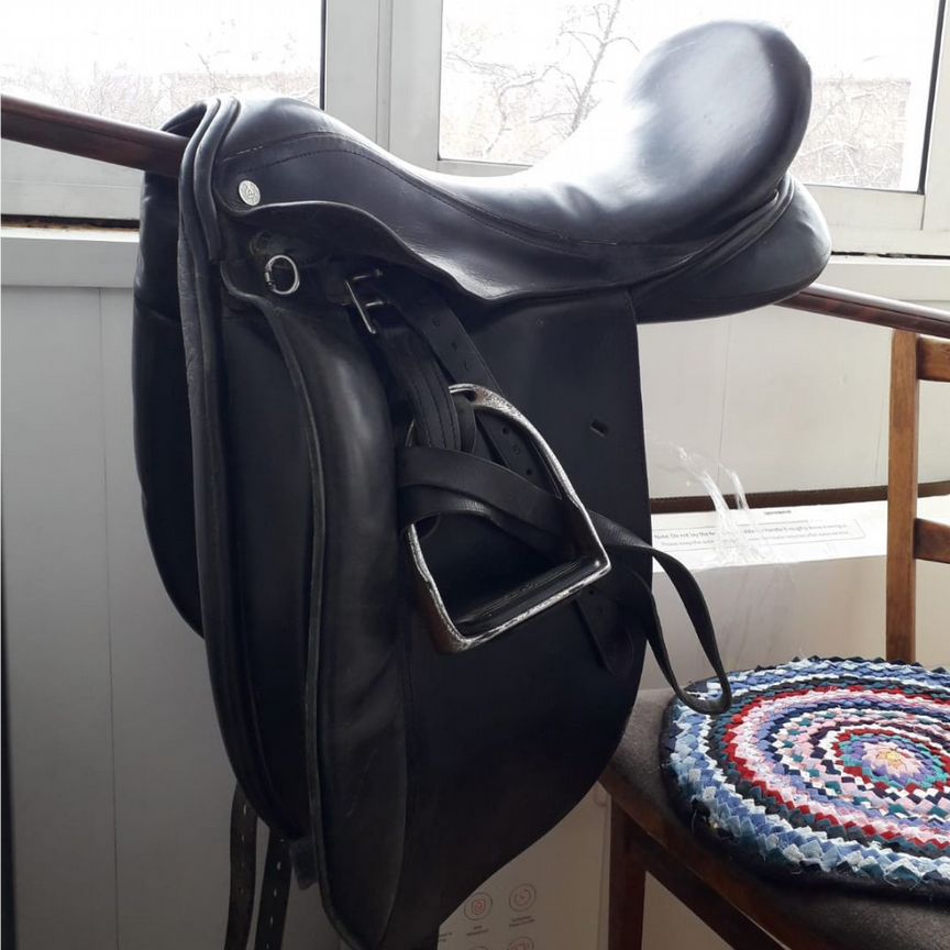 Седло выездковое Germida