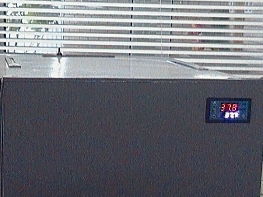 Инкубатор петушок ипх-16 160 яиц