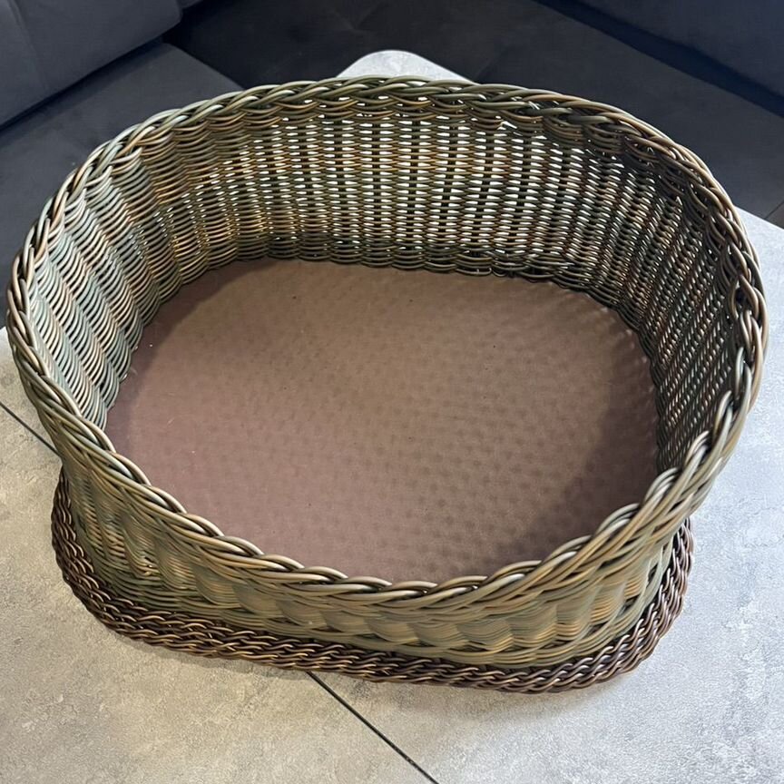 Лежанка для кошки.Плетеная.Ротанг