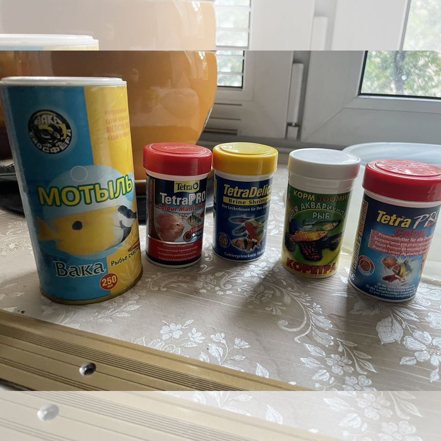 Корм для аквариумных рыбок