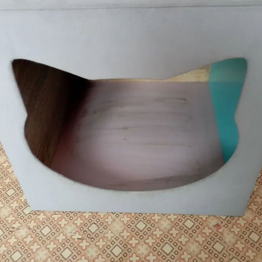 Домик для кошки с когтеточкой