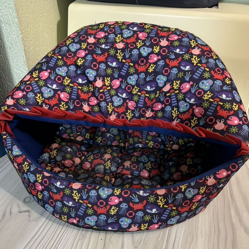 Лежанка для собак мелких пород