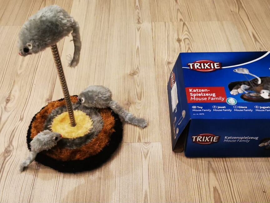 Когтеточка для кошек trixie с мышками