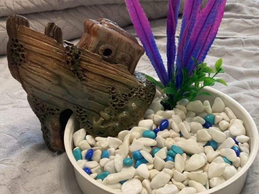 Галька белая для аквариума и декорация корабль