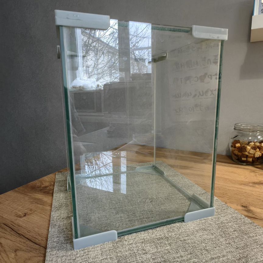 Аквариум 13 литров с фильтром и грунтом