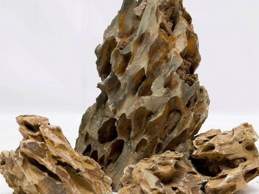 Камень дракон