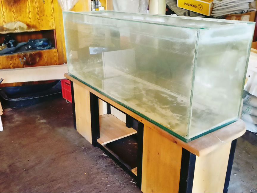 Аквариум с тумбой 270 литров