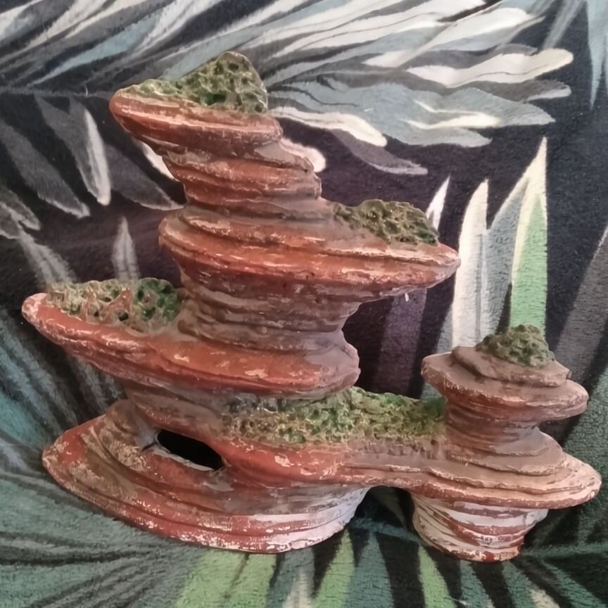 Грот для аквариума