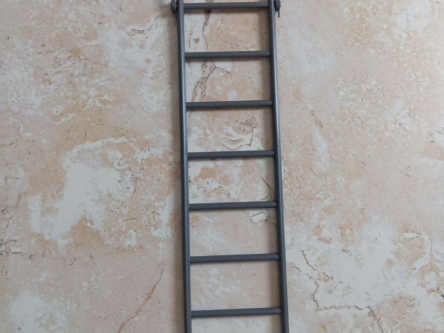 Лесенка для попугаев