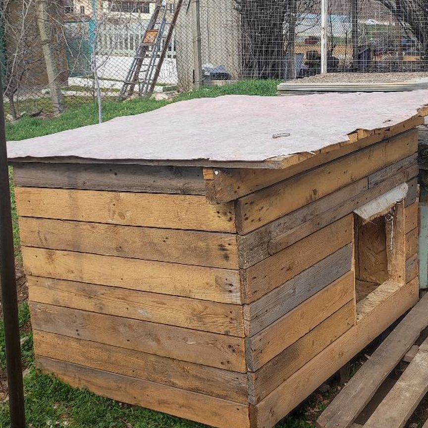 Продам будку для собак