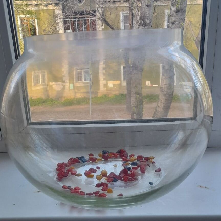 Аквариум 15л, целый