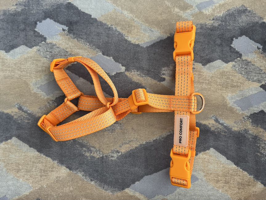 Анатомическая шлейка для собак pro comfort