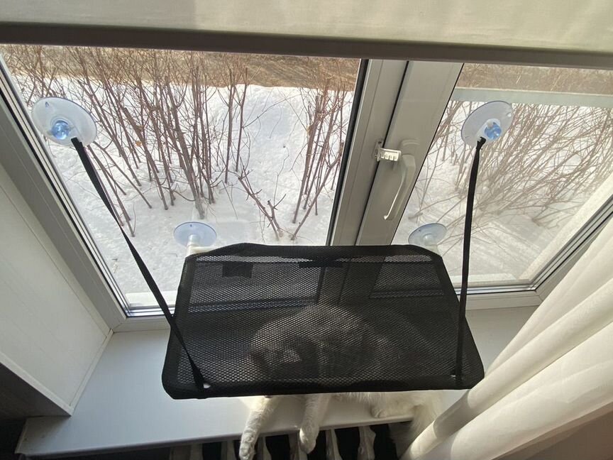 Гамак для кошек на окно