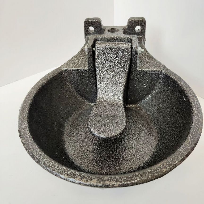 Поилка чугунная 2,5 л