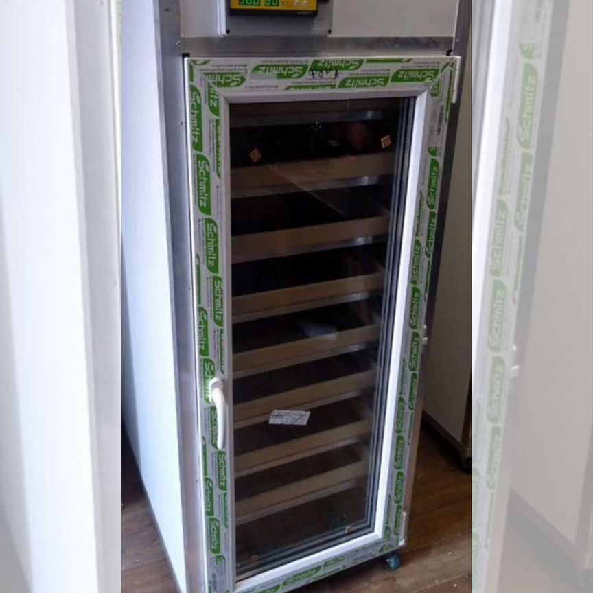 Инкубатор для яиц автоматический