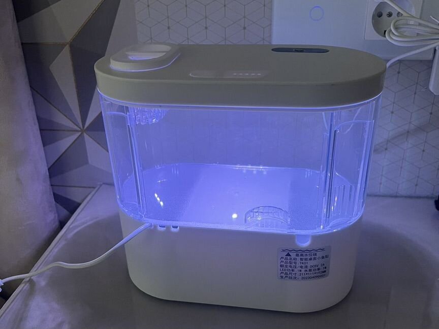 Аквариум с фильтрующим насососм