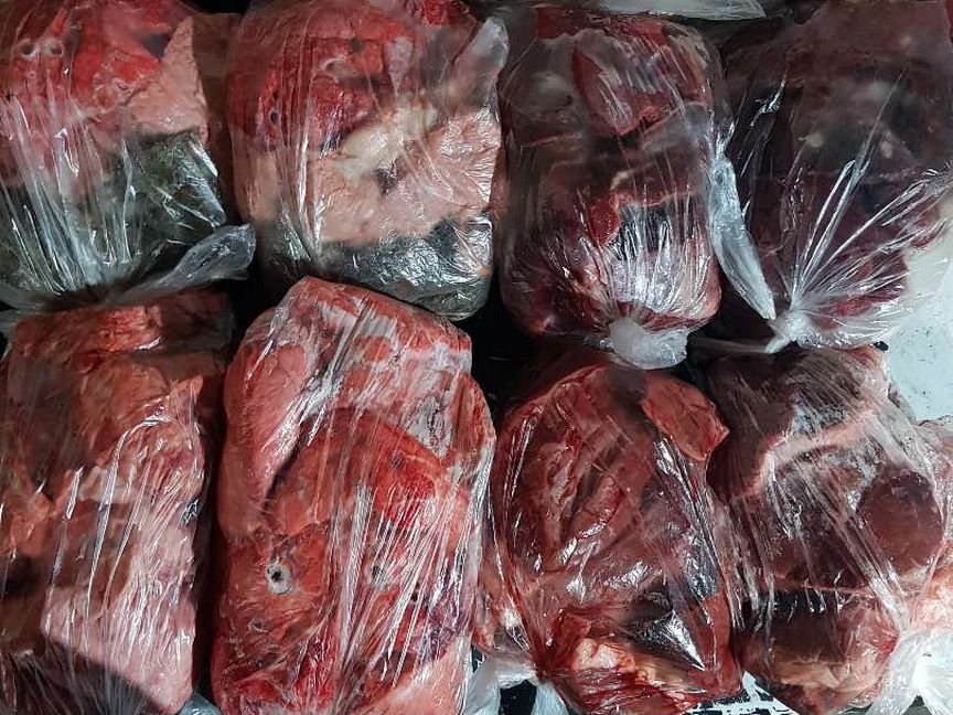 Субпродукты, корм,лакомства для животных