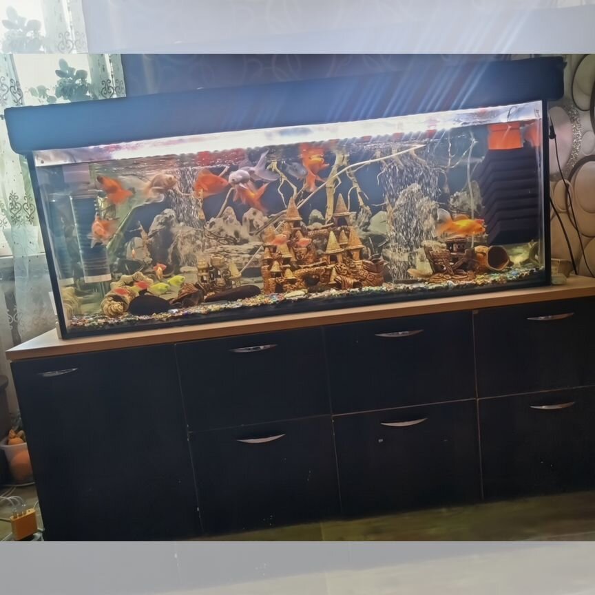 Аквариум с тумбой 350 л