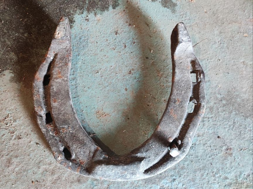 Подкова конская кованая