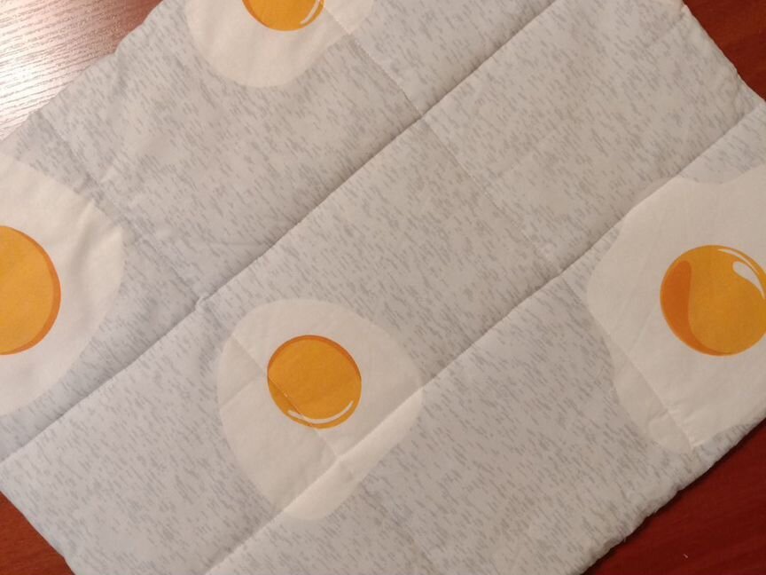 Лежанка- коврик, для кошек и маленьких собачек