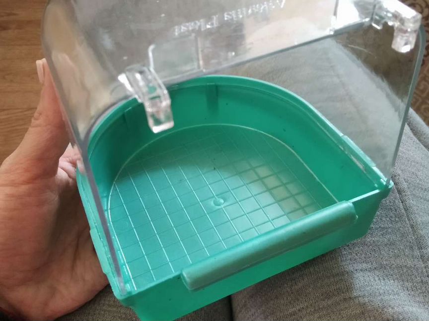 Купалка для попугая