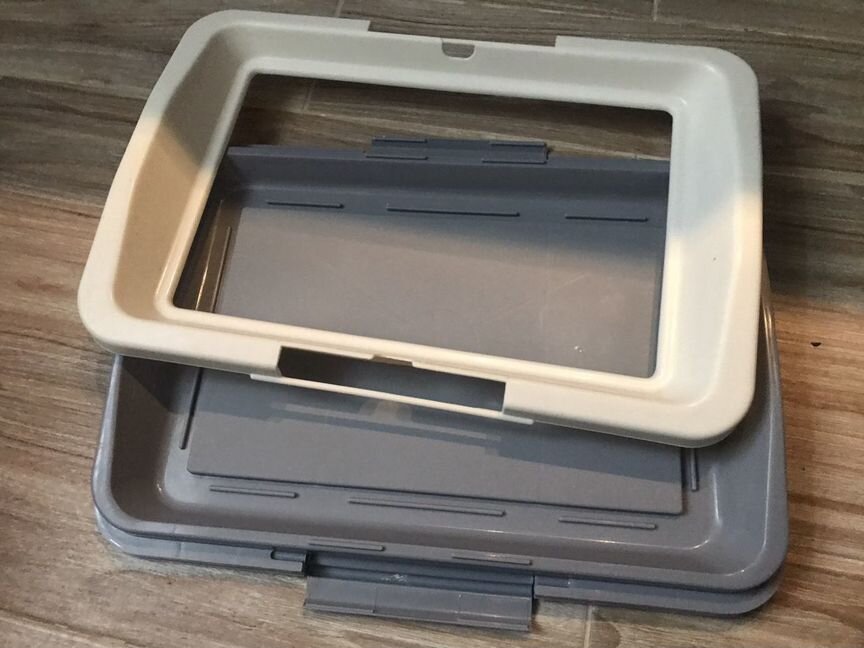 Туалеты/лотки для собак