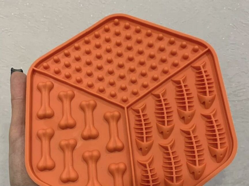 Лизательный коврик