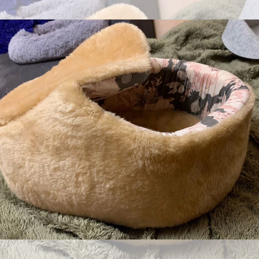 Лежанка тапок для животных