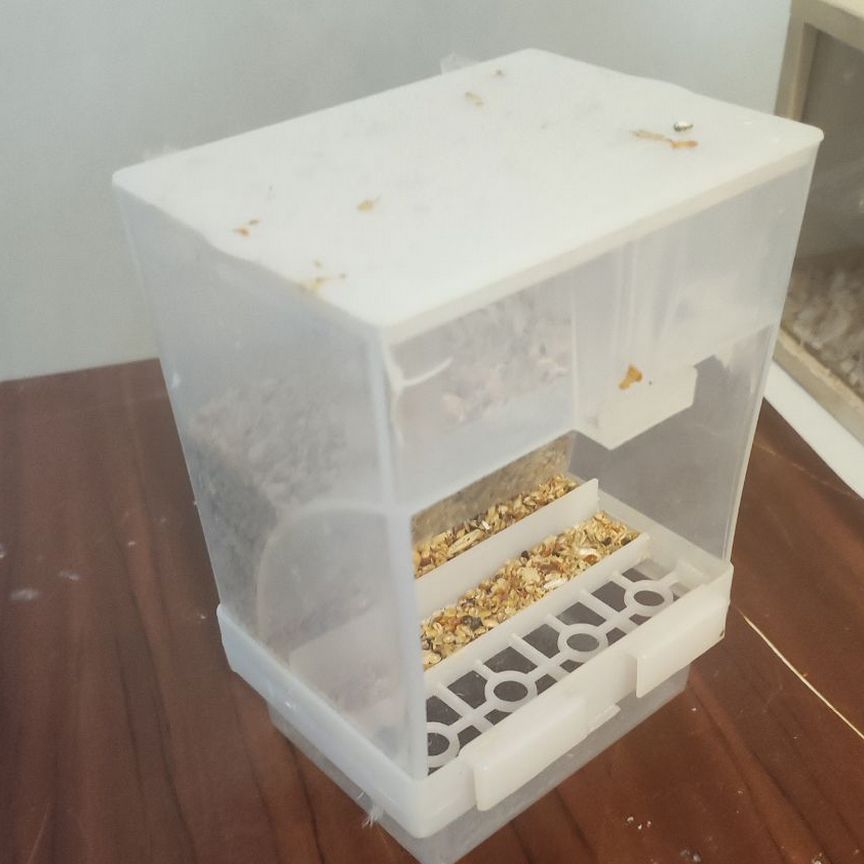 Разное для птиц, волнистых попугаев