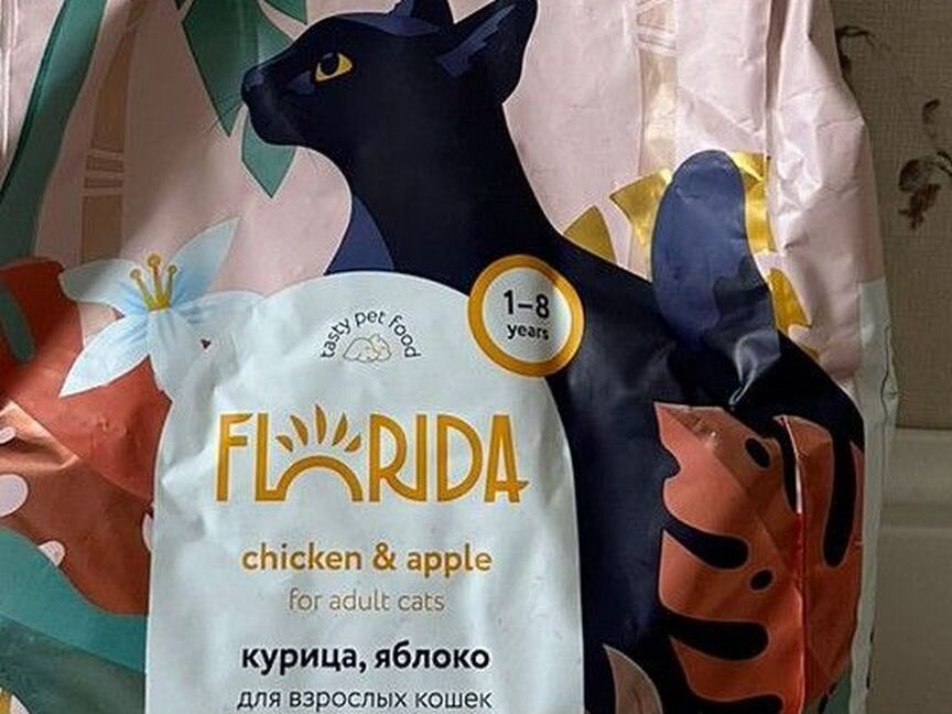 Корм для взрослых кошек.Курица,яблоко. 4 кг