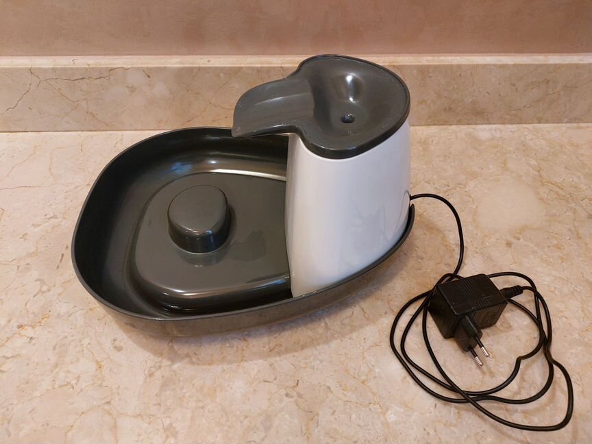 Фонтанчик для кошек Savic Cascade