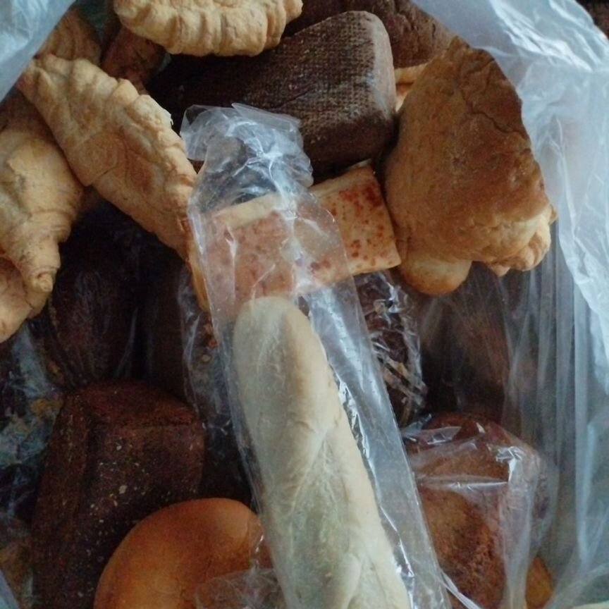 Выпечка, хлеб для животных