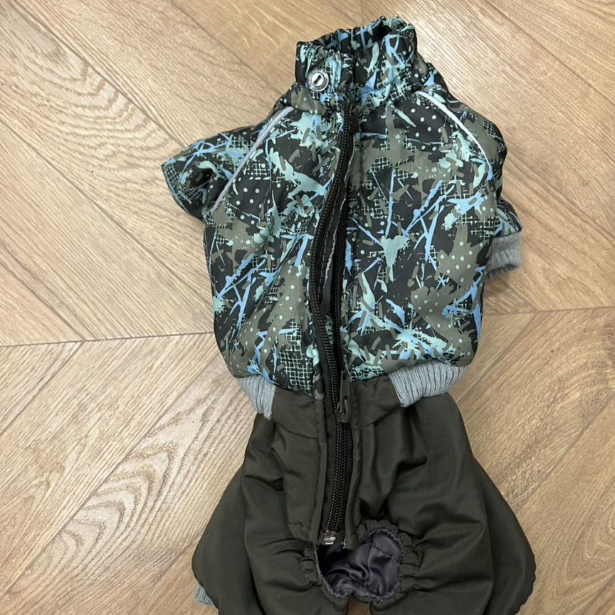 Комбинезоны для собаки в хорошем состоянии