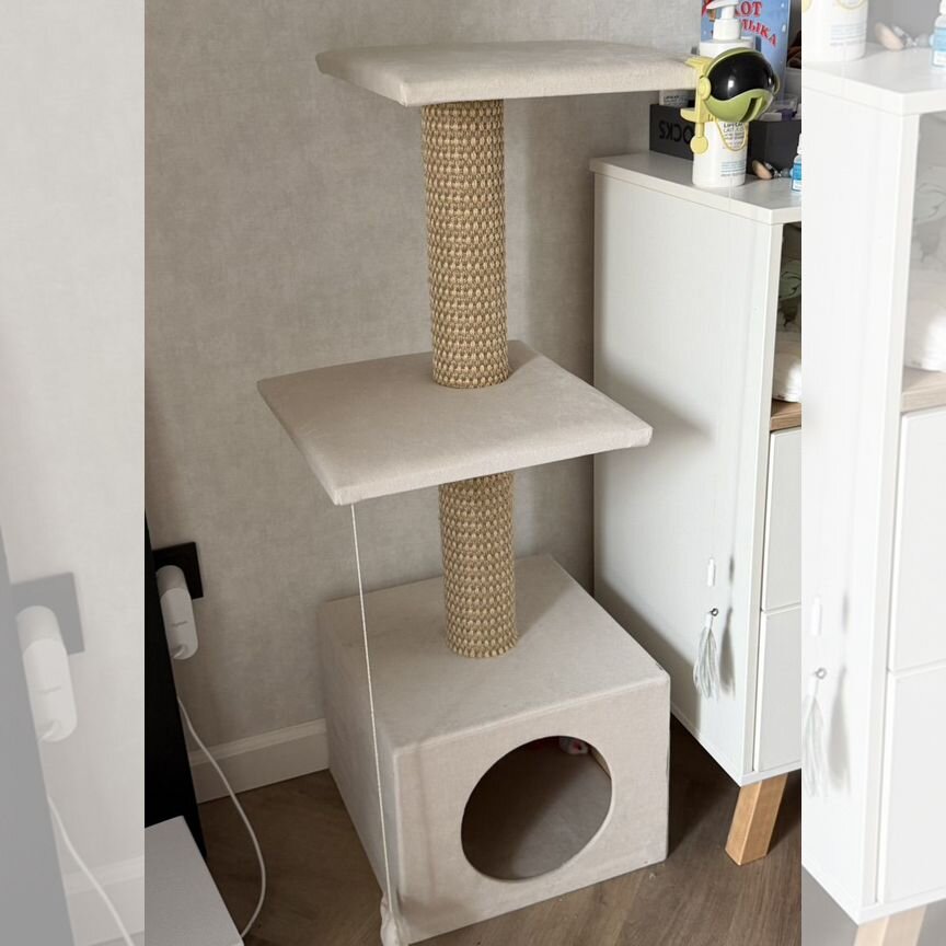 Когтеточка с домиком для кошек