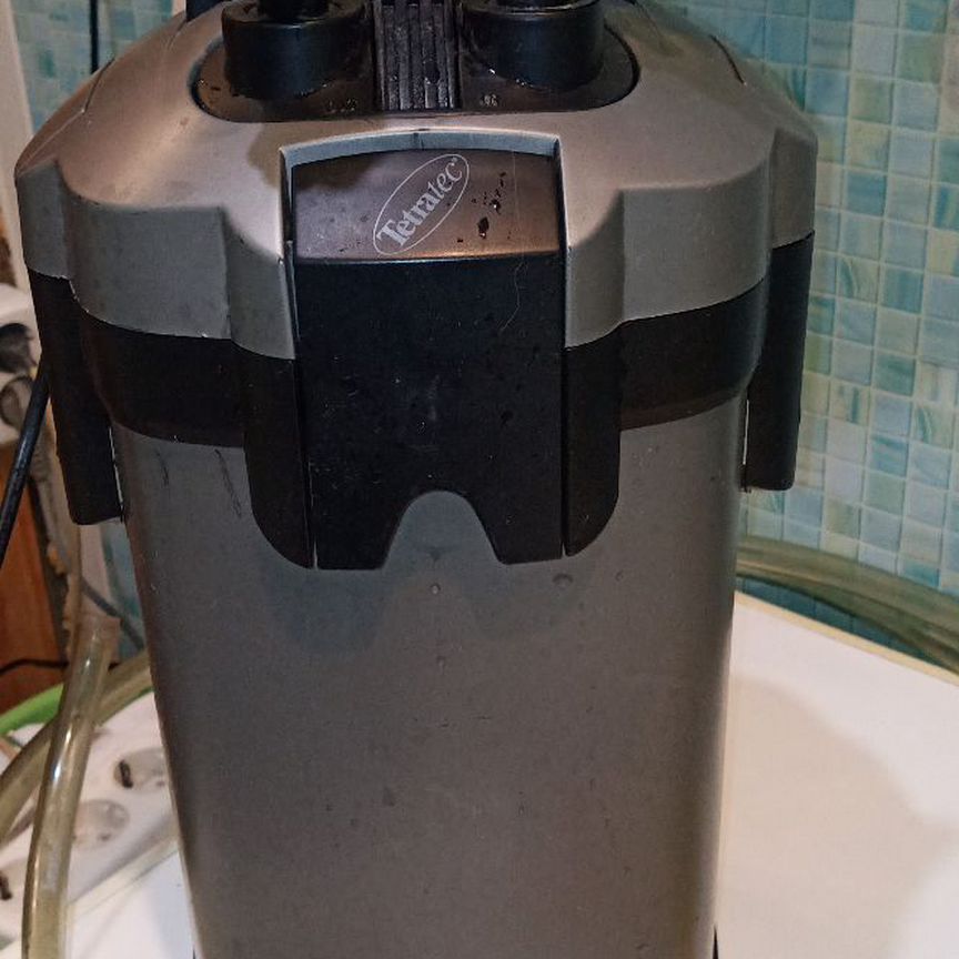 Наружный фильтр для аквариума