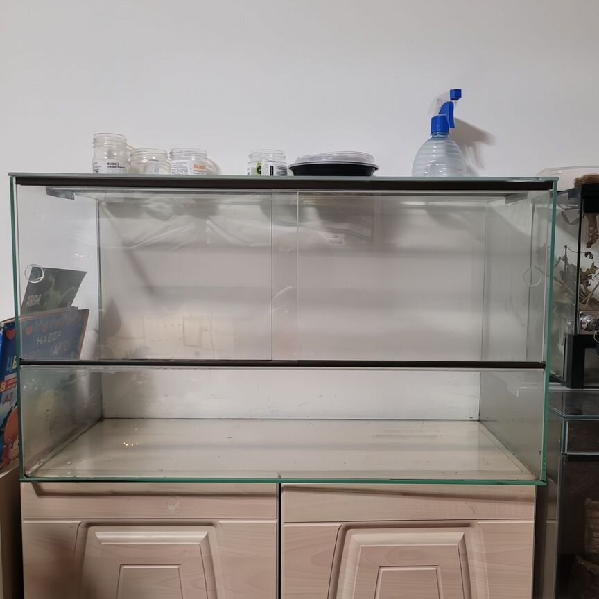 Террариум 70х40х35 бронь