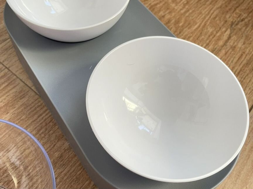 Миска для кошек и собак