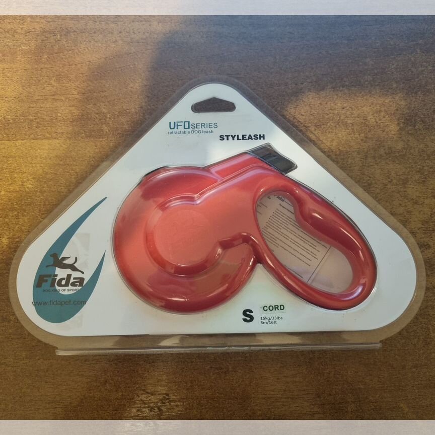 Стильная рулетка с выдвижным шнуром для мелких пор