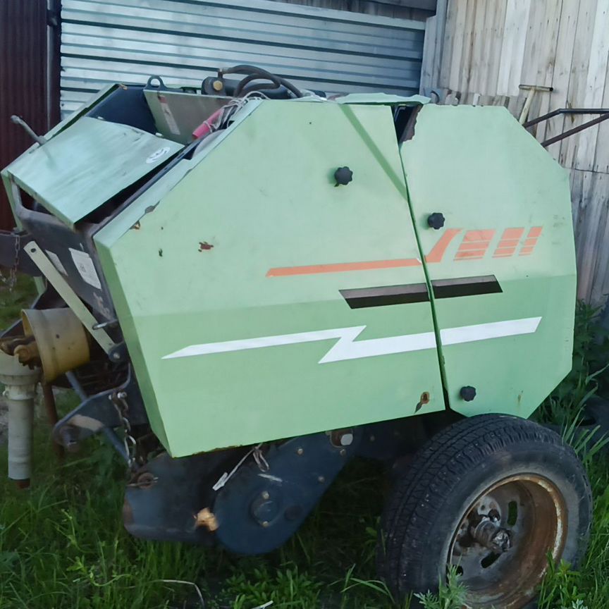 Продам мини пресс подборщик